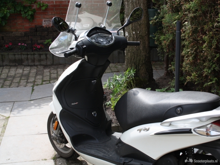 Piaggio Fly wit