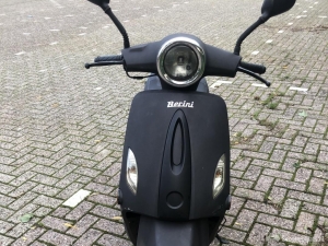 Zeer Nette Berini Snorscooter 2015 4takt
