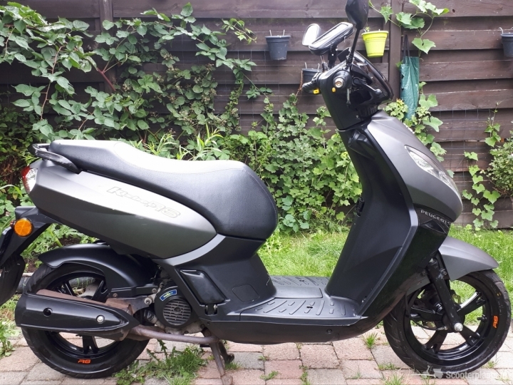 Peugeot Kisbee grijs