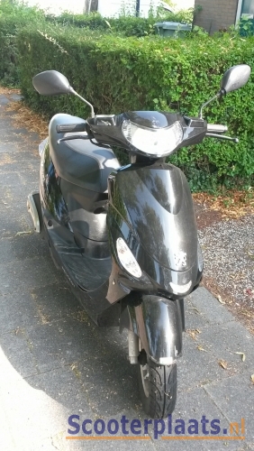 Peugeot V Clic zwart