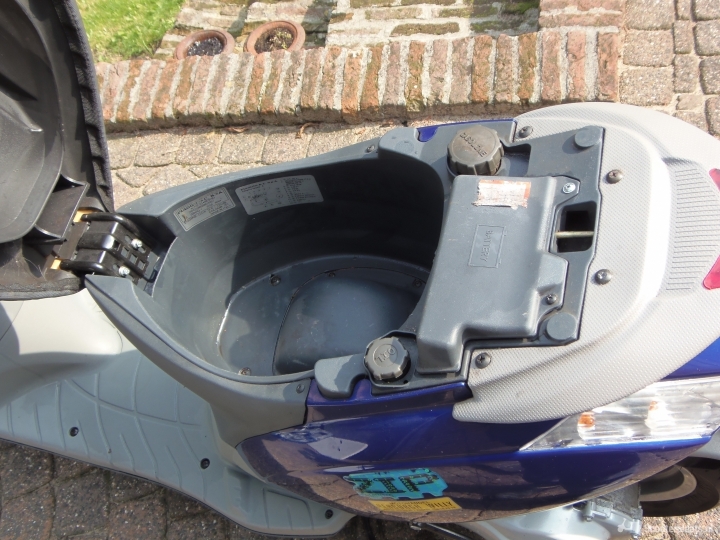 Piaggio Zip blauw