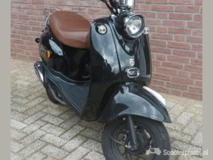 BTC Old Classic scooter 1134km. Nov2018. Zgan.