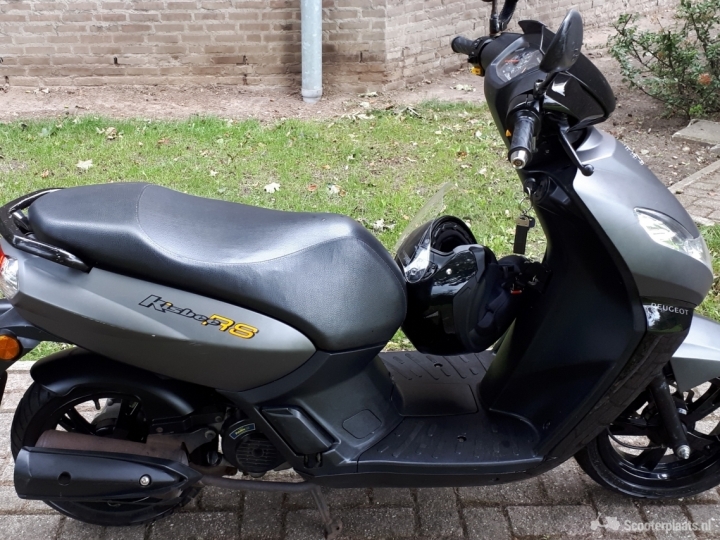 Peugeot Kisbee grijs
