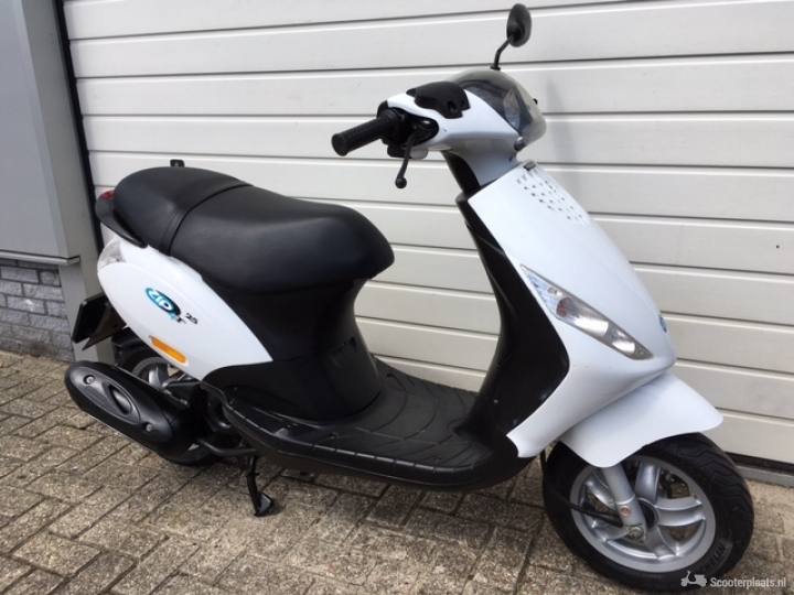 Piaggio Zip wit