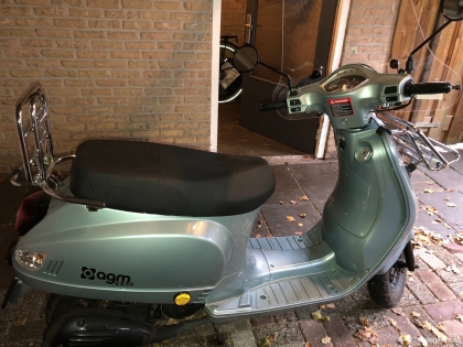 AGM VX50 blauw